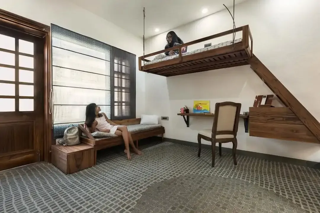 Studio Apartment Ideas – Maximize Small Spaces